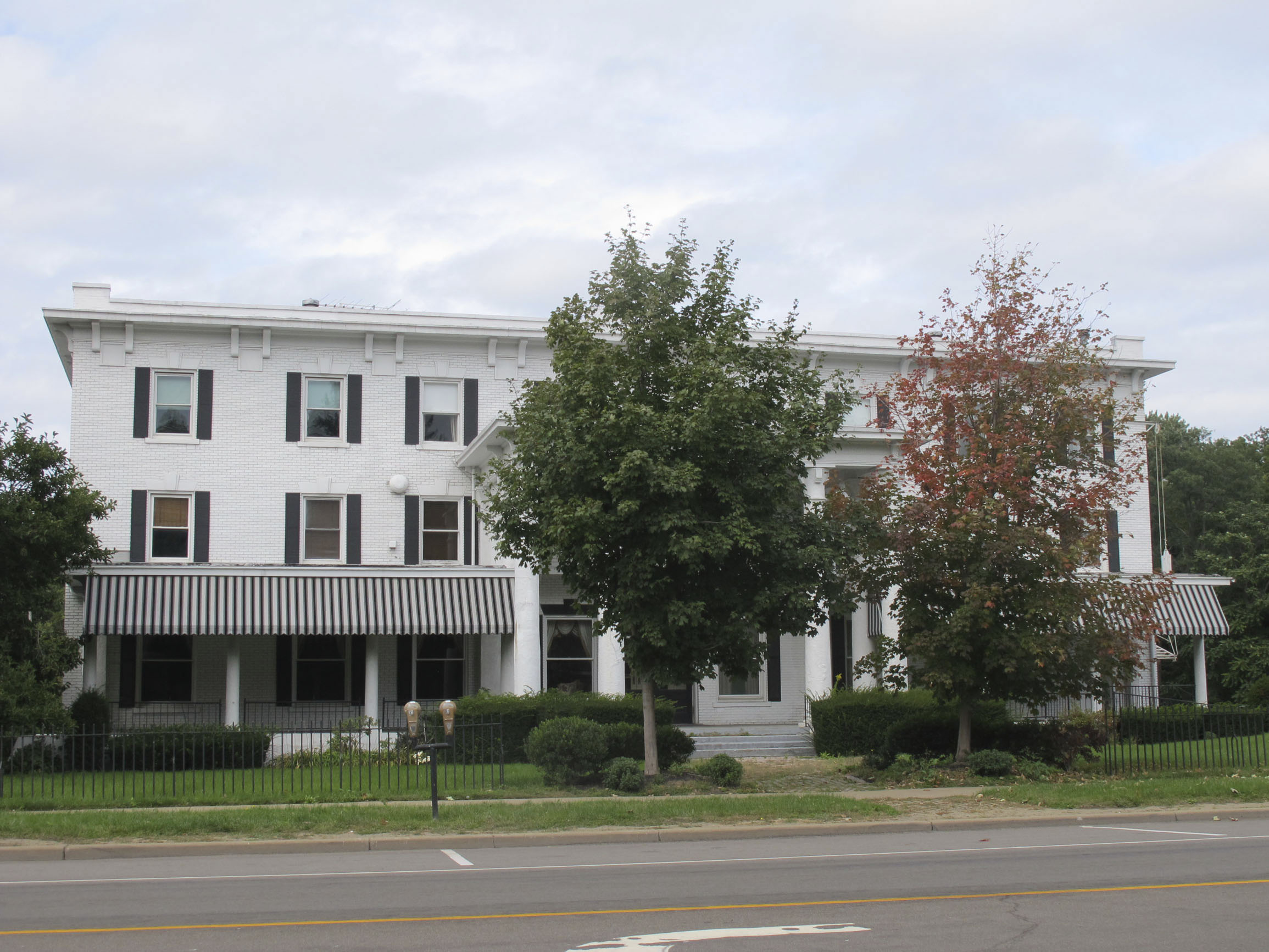 White Inn sale in negotiation | News, Sports, Jobs - Observer Today